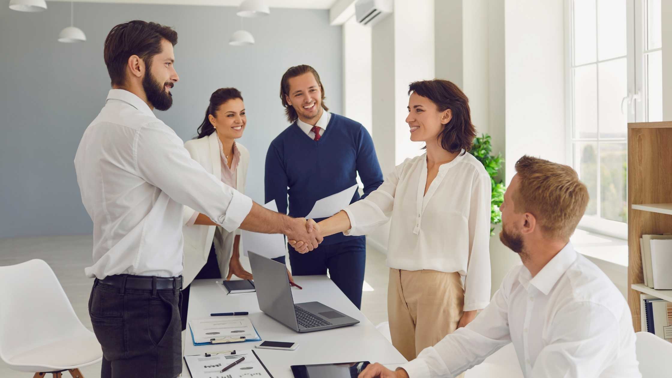 Self-Service Onboarding: Ultimate Guide to Boost User Experience